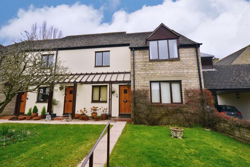 Kingsdale Court, Broadway, WR12 7BL • Chatterton Estate Agent
